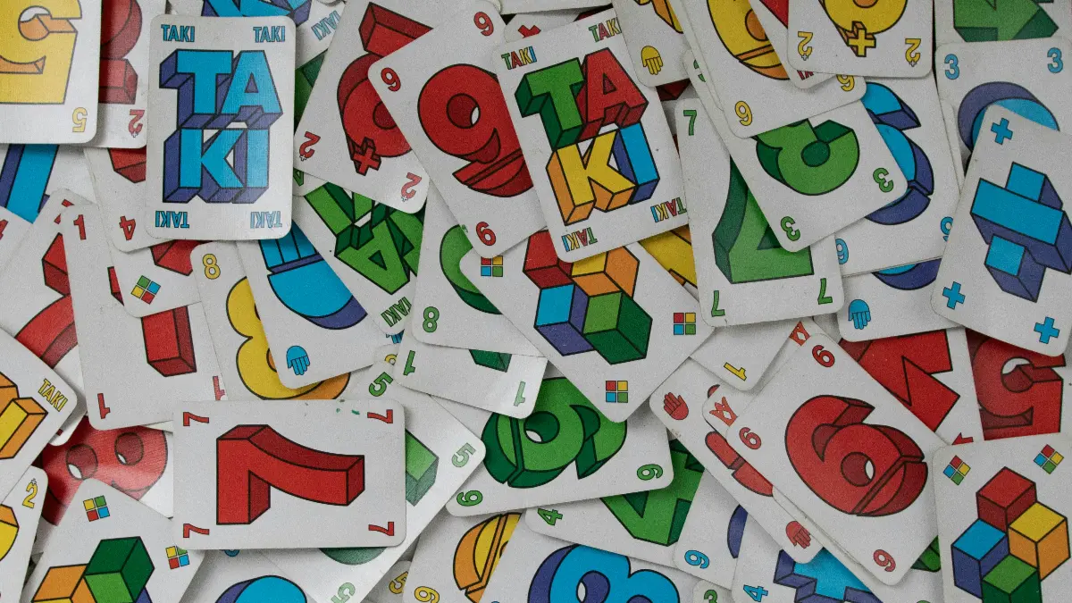 What Is Cardstock? A Complete Guide